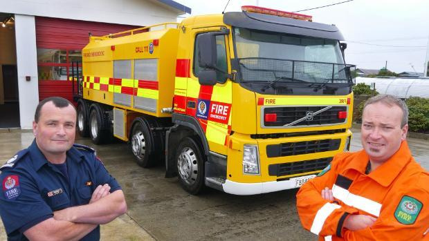 Wallacetown Rural Fire get new Truck | Auto Panels Waikiwi Ltd
